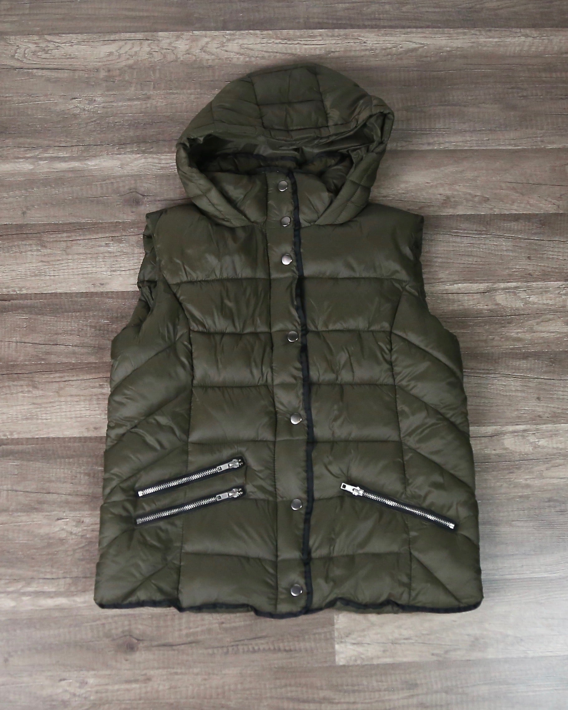 Lightweight Olive Green Winter Storm Puffer Vest – Shop Hearts