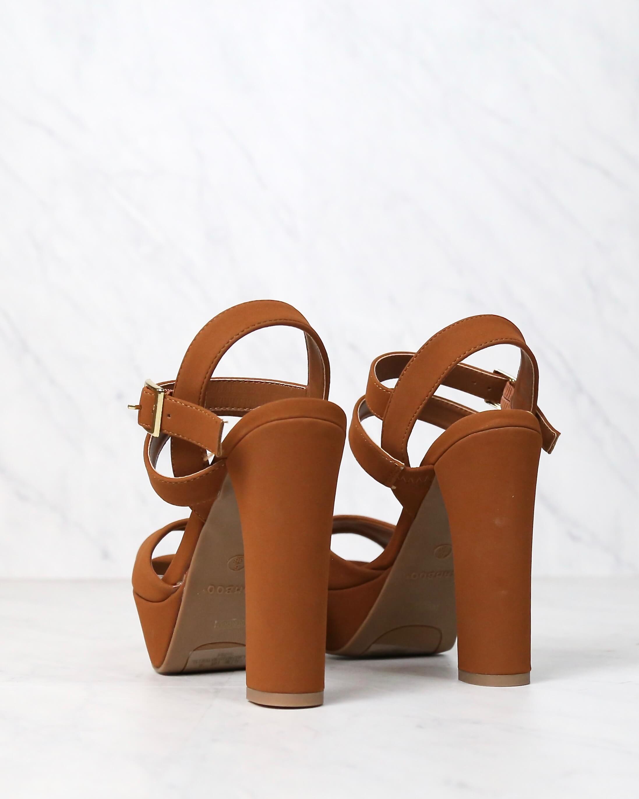 Double Strap Platform Pumps in More Colors – Shop Hearts