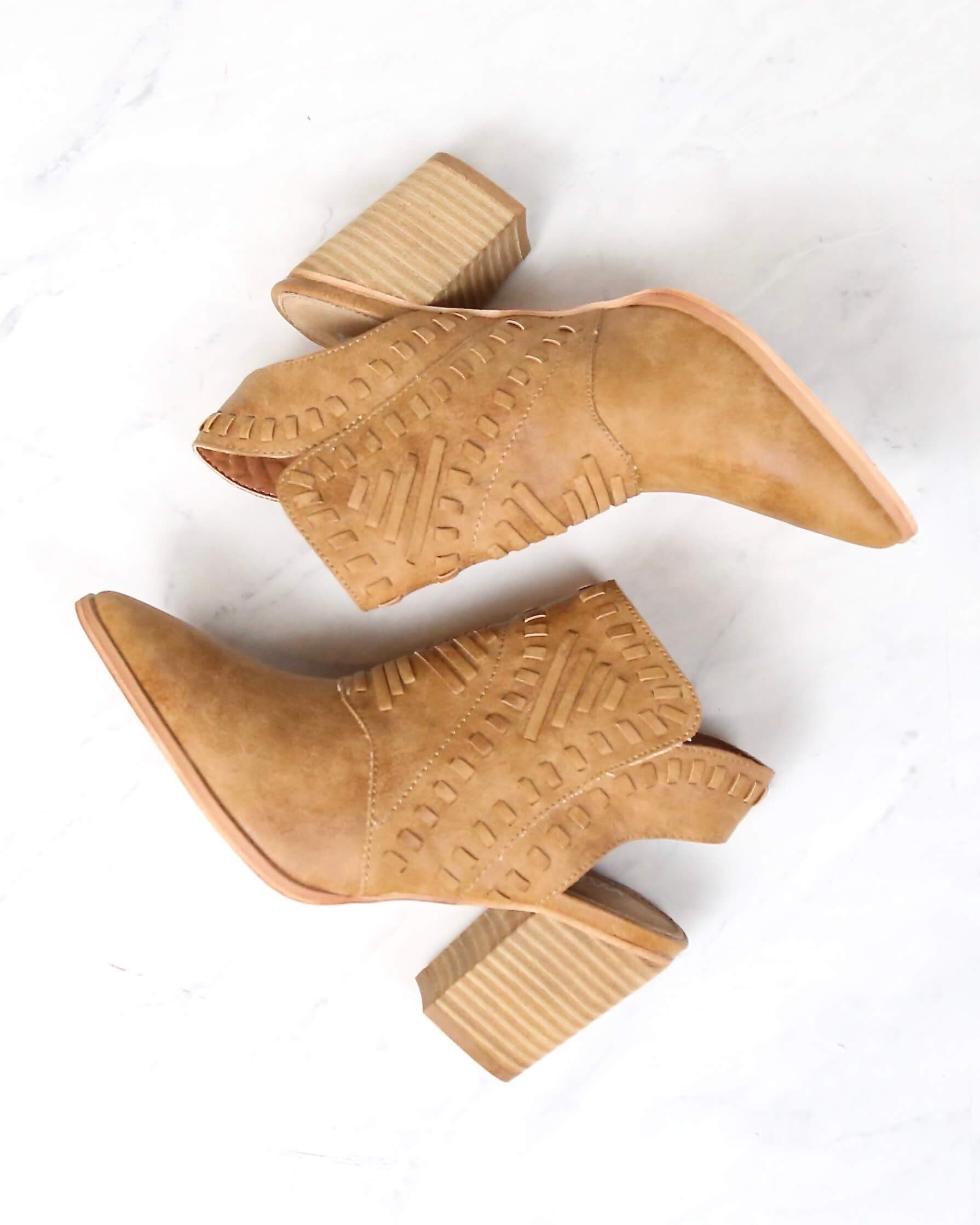Mi iM - Emily | Patterned Pointed Cowboy Boot - Camel – Shop Hearts