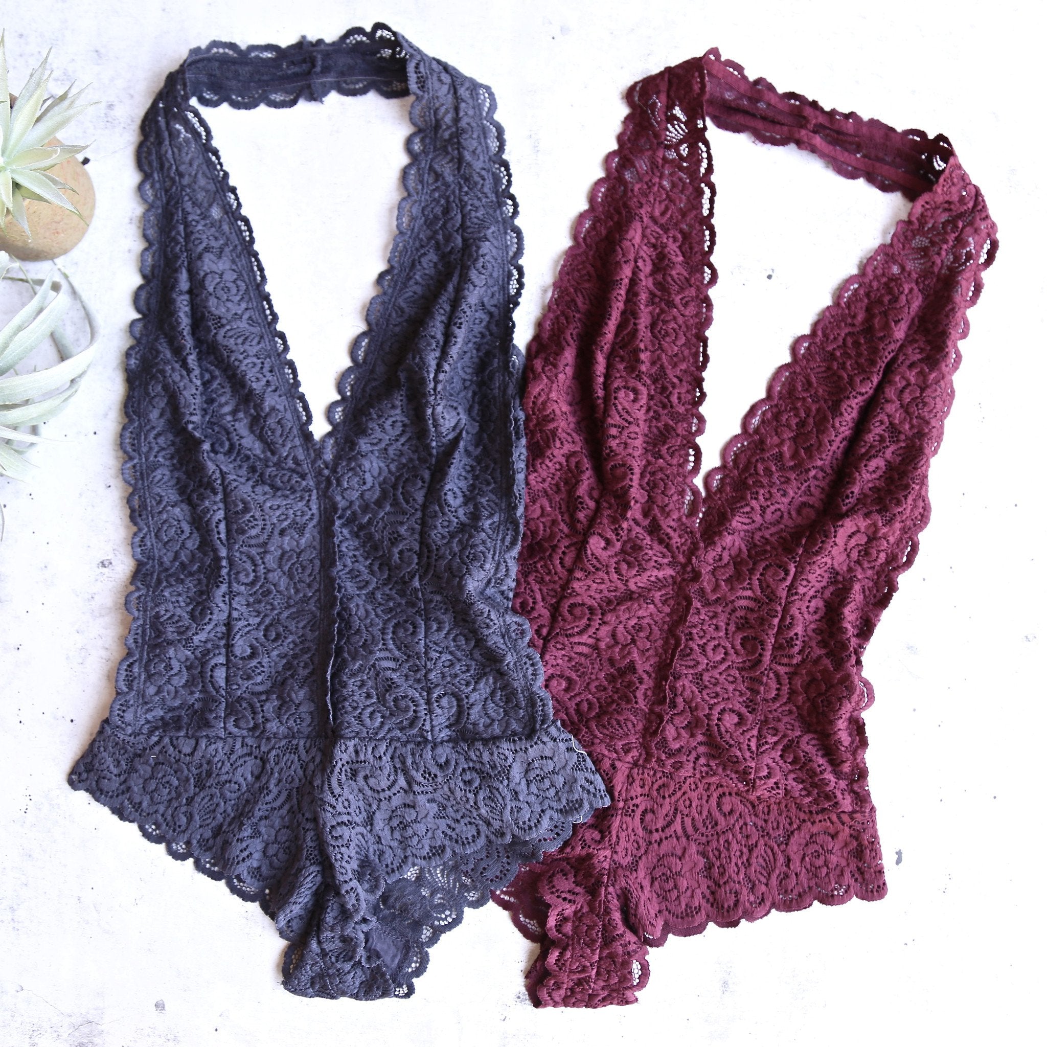 Scalloped Floral Lace Bodysuit in More Colors – Shop Hearts